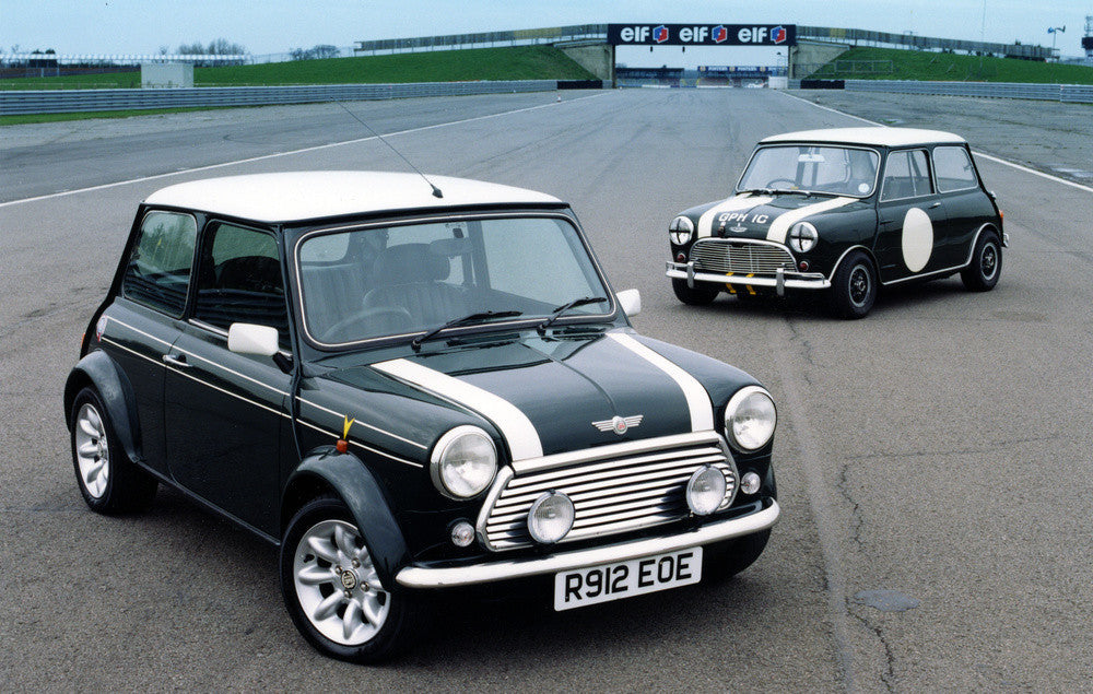 Mini Cooper 1998 with 1960s Mini Cooper – British Motor Museum